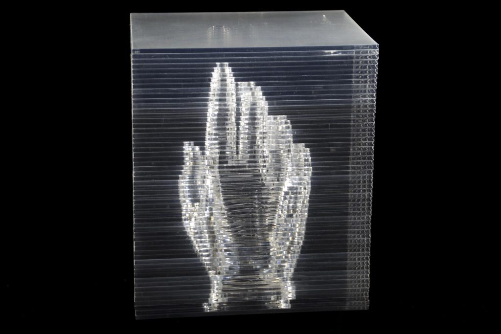 hand.008 – Expandedfield