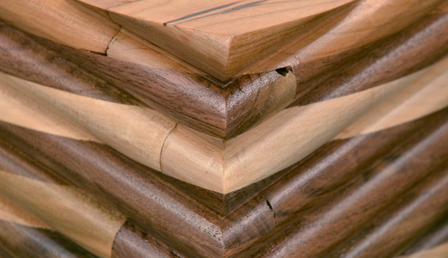 Corner 002 – Expandedfield